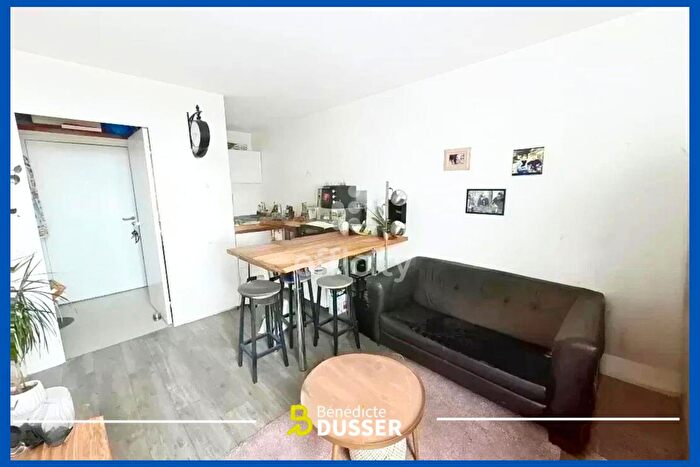 Appartement à vendre - Quartiers Centre, Saint-Hélier, Gare - 2 pièces - 1 chambre