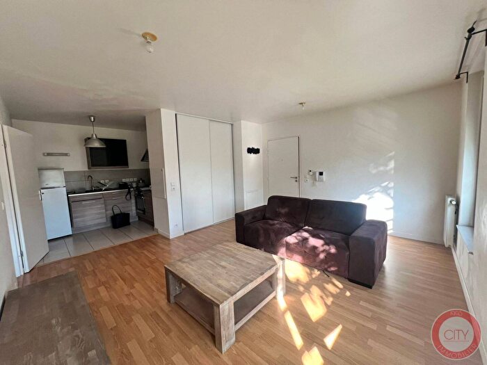 Appartement à louer - Bordeaux - 2 pièces - 1 chambre