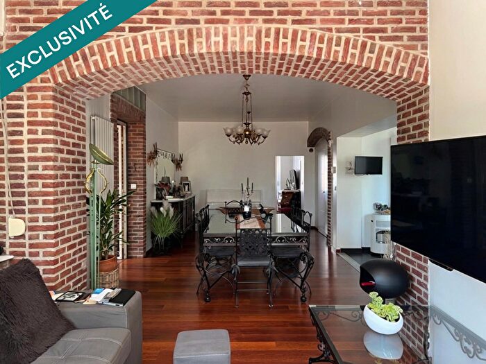 Appartement 4 pièces à Saint-Amand-les-Eaux, Louise de Bettignies, à vendre