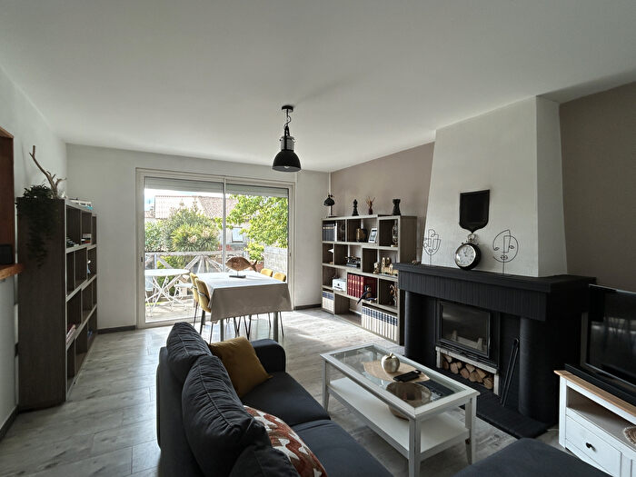 Maison 3 pièces à Sauveterre-de-Guyenne, à vendre