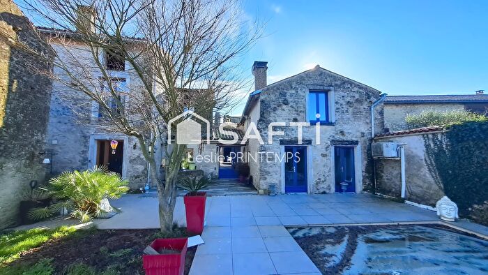 Maison à vendre - Coulonges-sur-lAutize - 7 pièces - 3 chambres