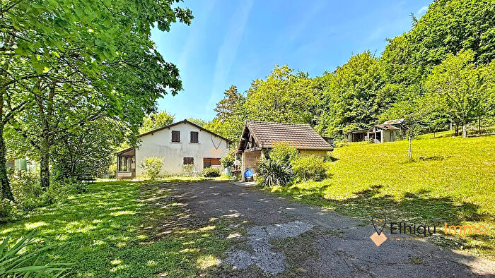 Maison 8 pièces à vendre - Éguilly-sous-Bois