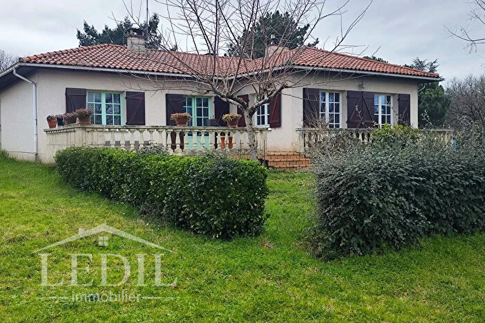 Maison à vendre - Layrac - 4 pièces - 3 chambres