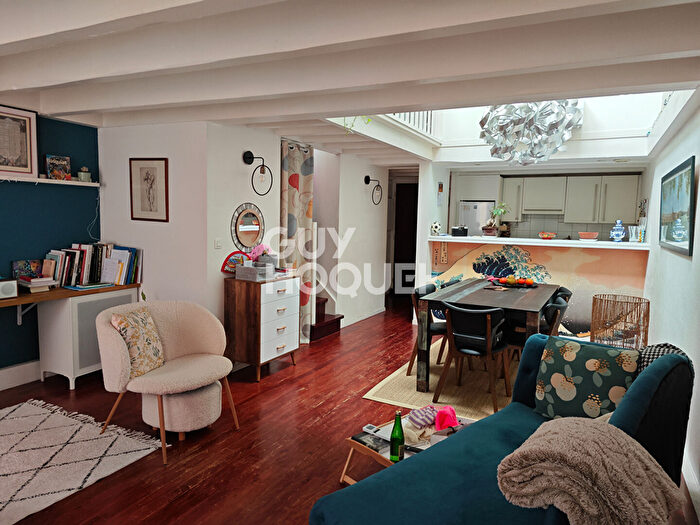 Maisons à vendre et appartements à louer - 1