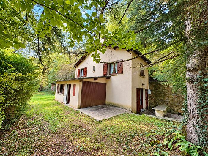 Maison 4 pièces à Salles-Curan, à vendre