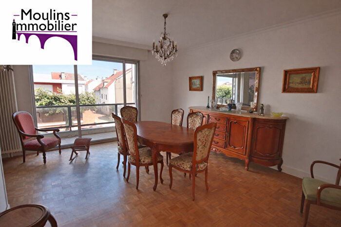 Appartement à vendre - Moulins, Gare, Champins - 3 pièces - 2 chambres