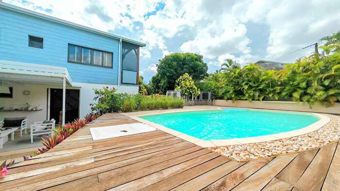 Saint-Pierre, Bois dOlive - Maison 7 pièces à vendre
