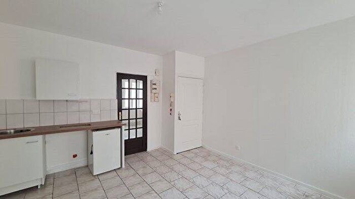 Mon Désert-Jeanne d'Arc, Nancy : Appartement 2 pièces à louer