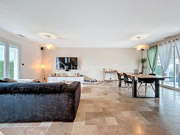 Maison à vendre - Montussan - 4 pièces - 3 chambres