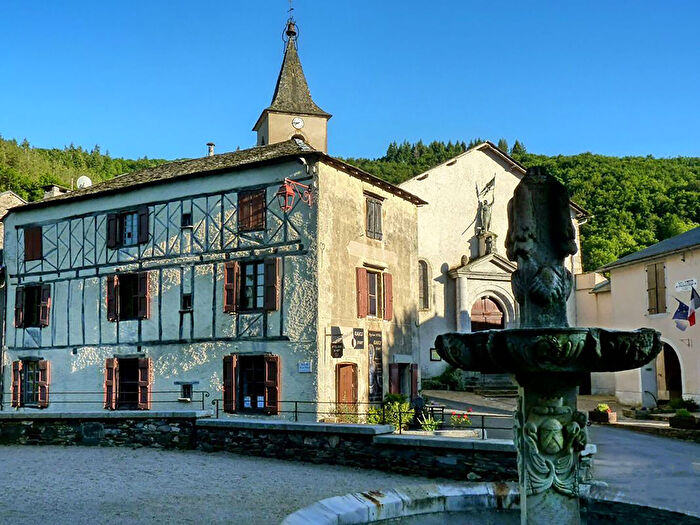 Maison 6 pièces à Lacaze, à vendre