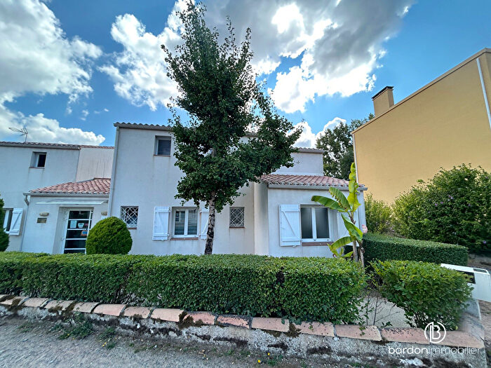 Maison à louer - Challans, Saint Dominique, Route des Sables dOlonne - 8 pièces