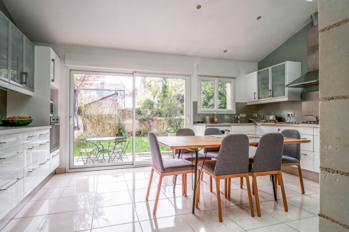 Maison à vendre - Tours, Cathédrale - 6 pièces - 5 chambres