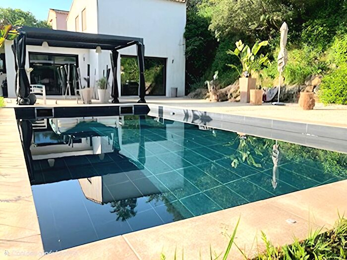 Sanary-sur-Mer, Le Pont dArand, Ancien Chemin de Toulon - Maison 5 pièces à vendre