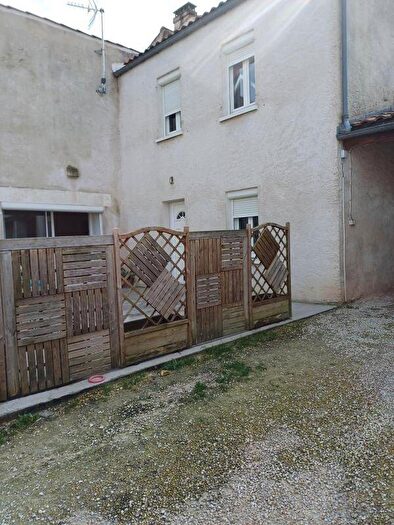 Maison à louer - Crazannes - 5 pièces - 4 chambres