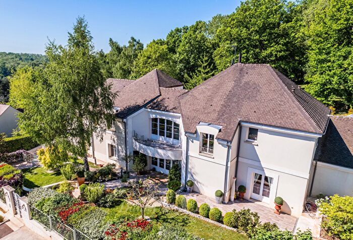 Maison à vendre - Orgeval - 11 pièces - 6 chambres