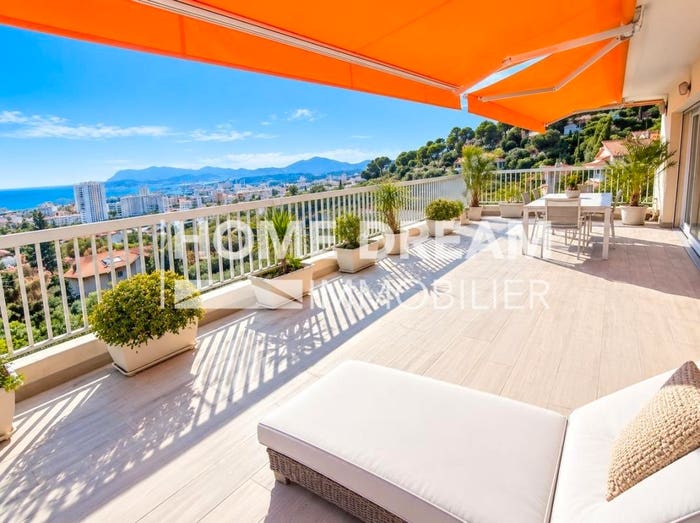 Appartement 5 pièces à vendre à Toulon, Corniche du Faron