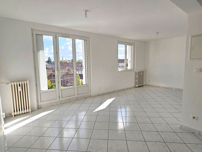 Appartement 3 pièces à louer à Capucins, Compiègne