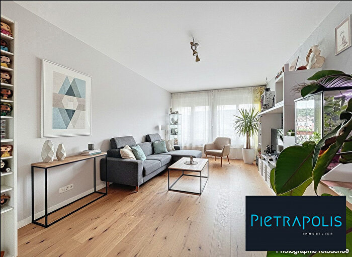 Appartement à vendre - Chenôve, Chenôve - 4 pièces - 3 chambres