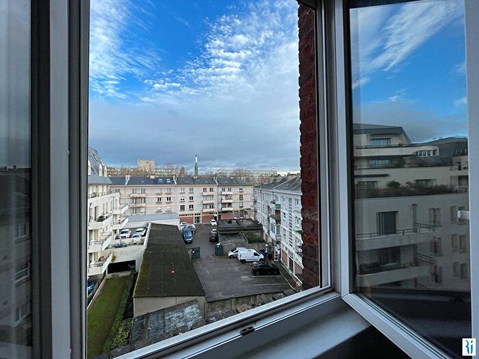 Appartement à louer - Centre Ville-Rive Gauche, Rouen - 1 pièce