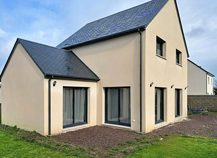 Maison à vendre - Fontaine-Henry - 5 pièces - 4 chambres