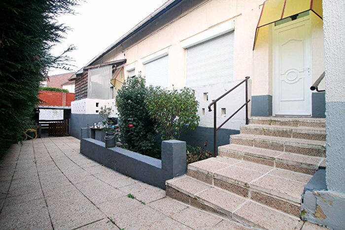 Maison à vendre - Lens, Est - 8 pièces - 5 chambres