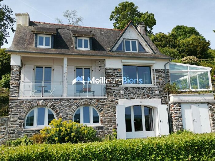 Maison à vendre - Plestin-les-Grèves - 9 pièces - 6 chambres