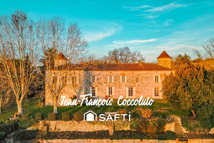 Maison à vendre - Penne-dAgenais - 12 pièces - 7 chambres