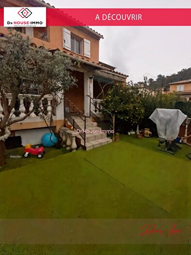 Maison à vendre - Garéoult - 4 pièces - 3 chambres