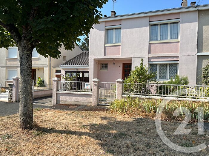 Châteauroux, Bitray, La Belle Etoile, Le Buxerioux, Le Fontchoir : Maison 6 pièces à vendre