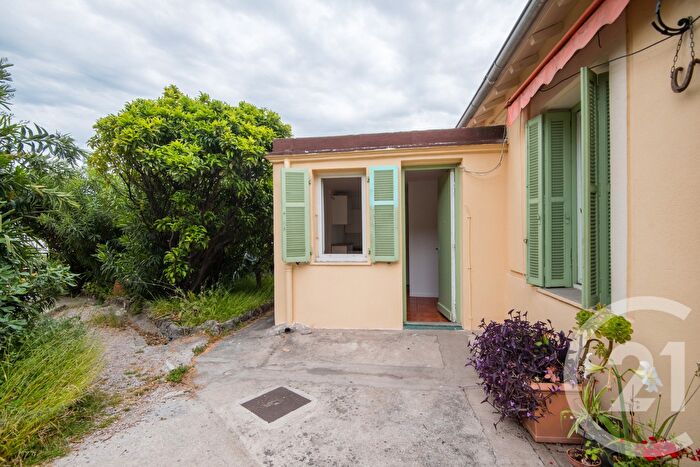 Nice, Le Port : Appartement 1 pièce à vendre