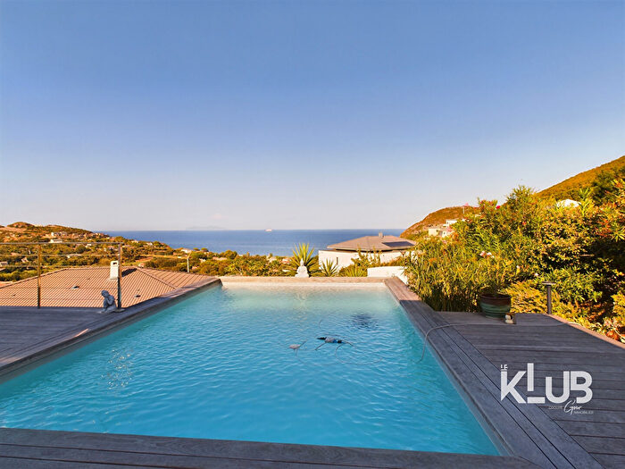 Maison à vendre - Sisco - 6 pièces - 3 chambres