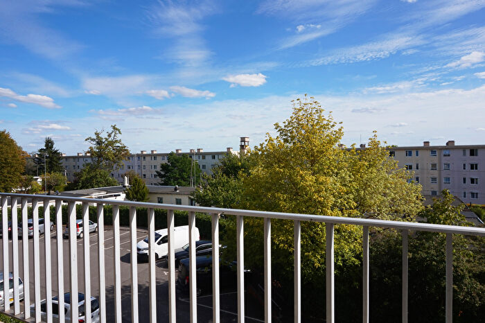 Yerres, Bout du Monde, Camaldules, Abbaye : Appartement 4 pièces à vendre