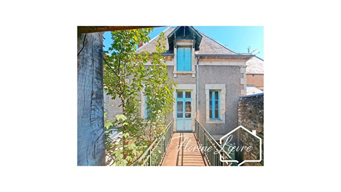 Le Châtelet : Maison 10 pièces à vendre