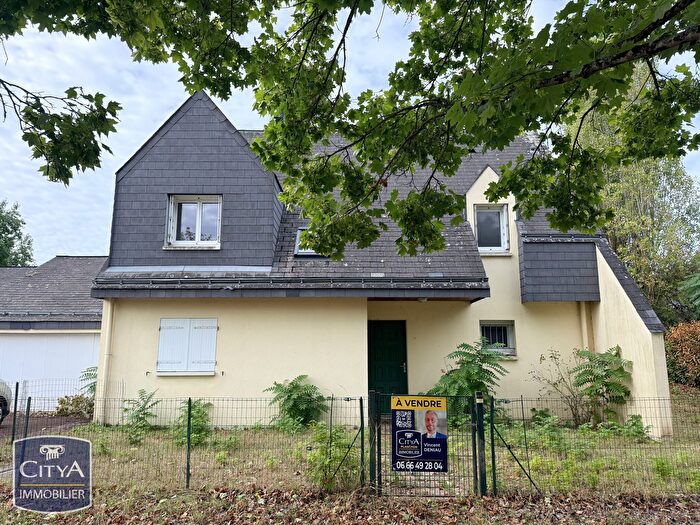 Maison 5 pièces à Chinon, à vendre