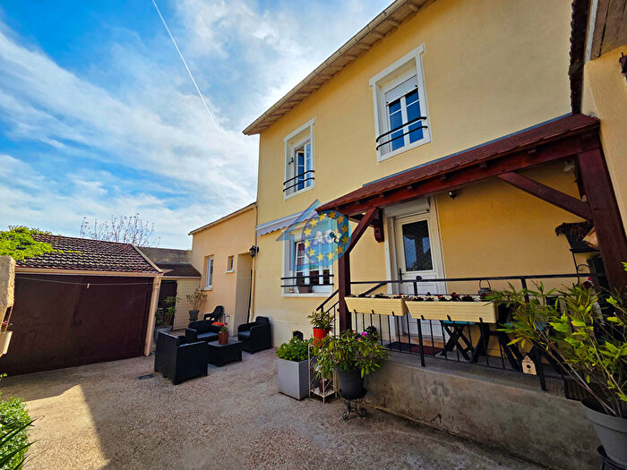 Maison 4 pièces à vendre - Follainville-Dennemont