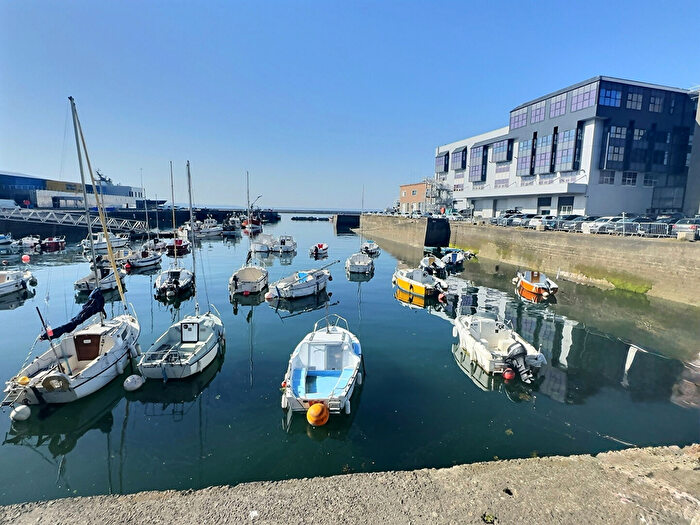 Brest, Centre-ville, Port - Appartement 3 pièces à vendre