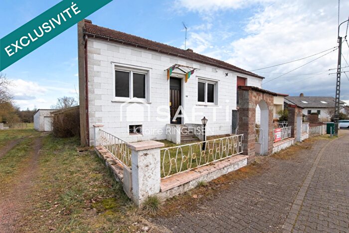 Maison à vendre - Rémering-lès-Puttelange - 6 pièces - 4 chambres