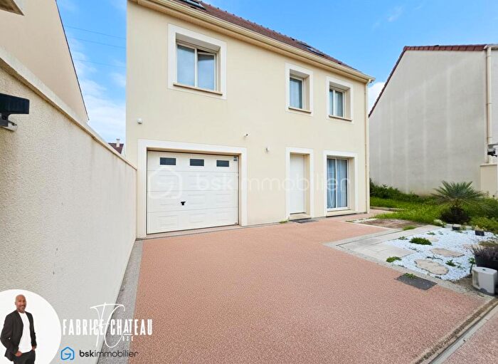 Maison 6 pièces à vendre à Pierrelaye