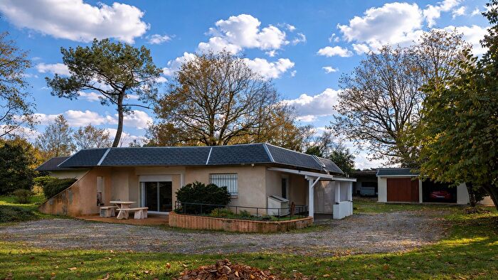 Maison à vendre - Sainte-Colombe - 5 pièces - 3 chambres