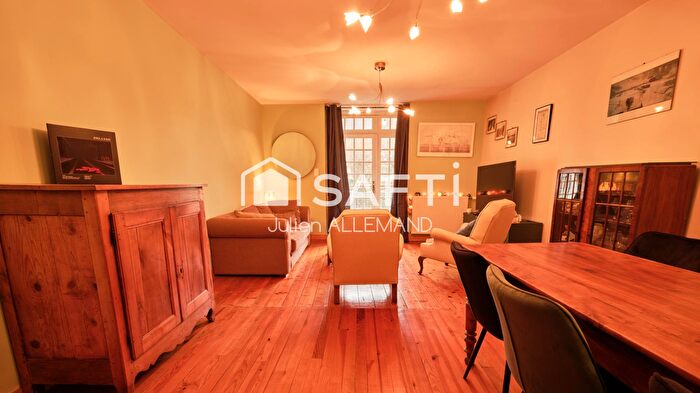 Maison à vendre - Vernantois - 5 pièces - 3 chambres