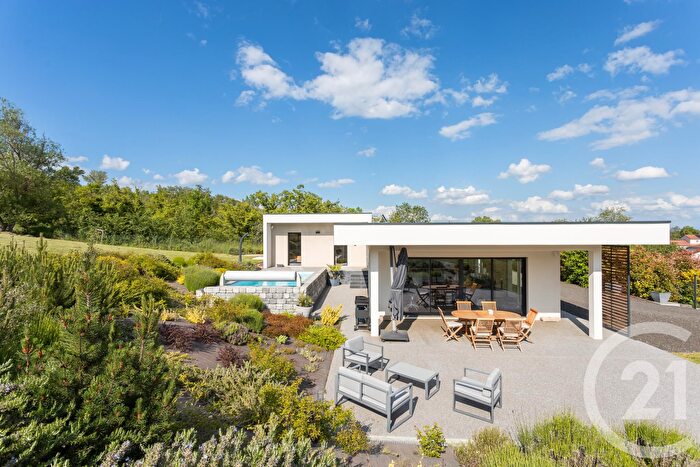 Maison à vendre - Riom, Les Charmettes, Le Champ dOjardias, Layat - 5 pièces - 4 chambres