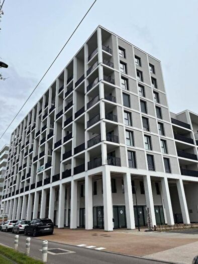 Appartement à louer - Arsenal, Dijon - 3 pièces - 2 chambres