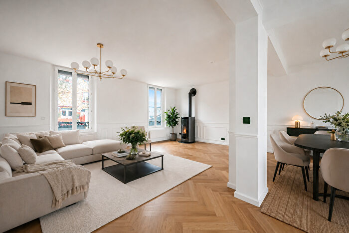 Maison 7 pièces à Clamart, Percy, Schneider, à vendre