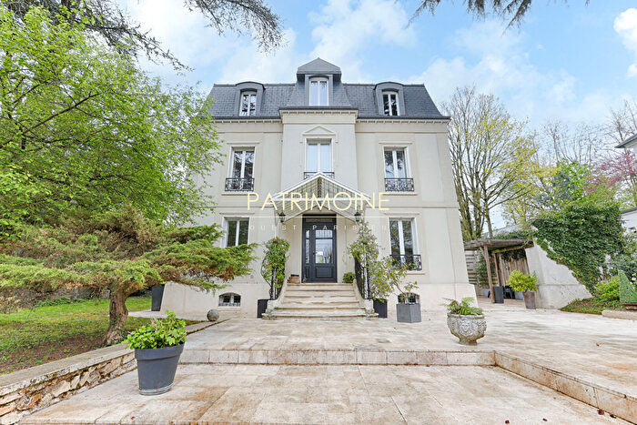 Maison 11 pièces à Montmorency, Centre Montmorency, à vendre