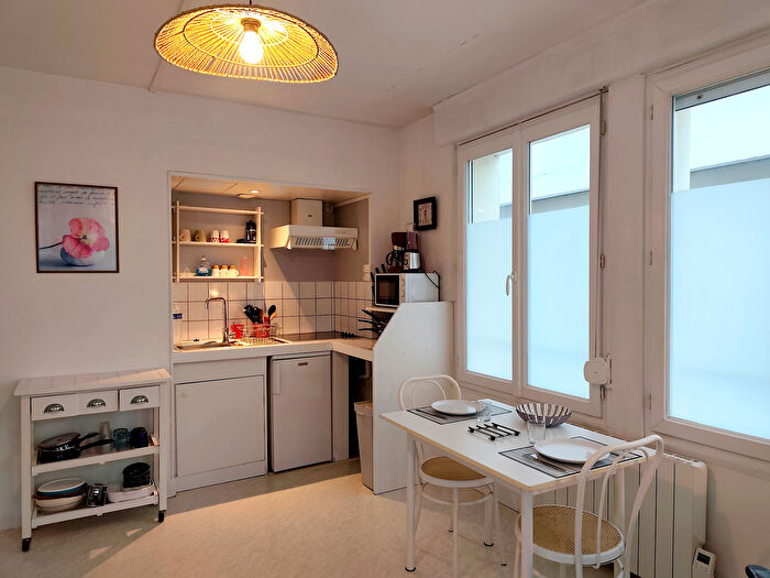 Appartement à louer - Louviers, Centre-ville - 2 pièces - 1 chambre