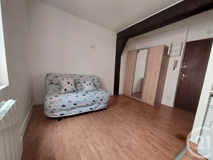 Chartres, Centre-ville : Appartement 1 pièce à louer
