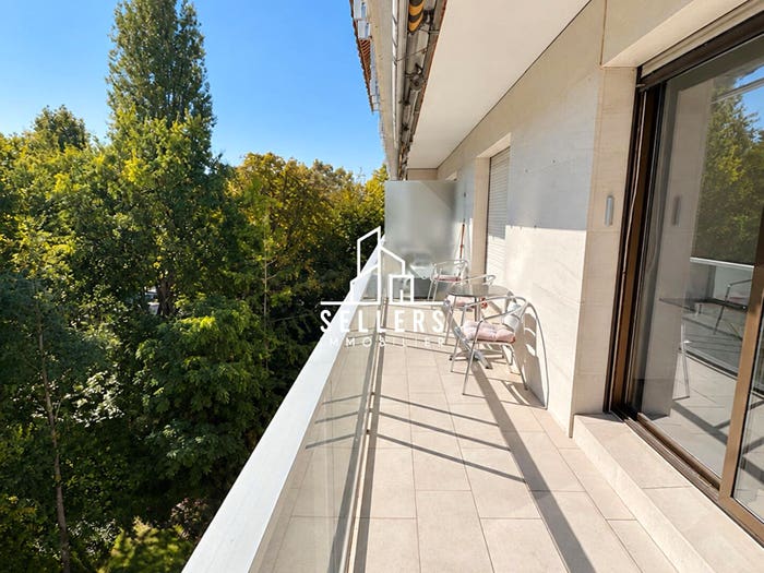 Neuilly-sur-Seine, Parc de Neuilly : Appartement 3 pièces à vendre