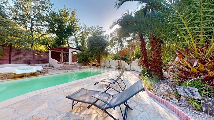 Néoules - Maison 7 pièces à vendre