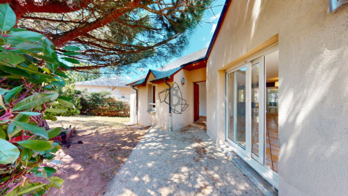 Maison 5 pièces à vendre à Le Monastère