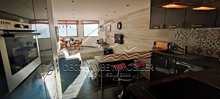 Appartement à vendre - Isola - 3 pièces - 2 chambres